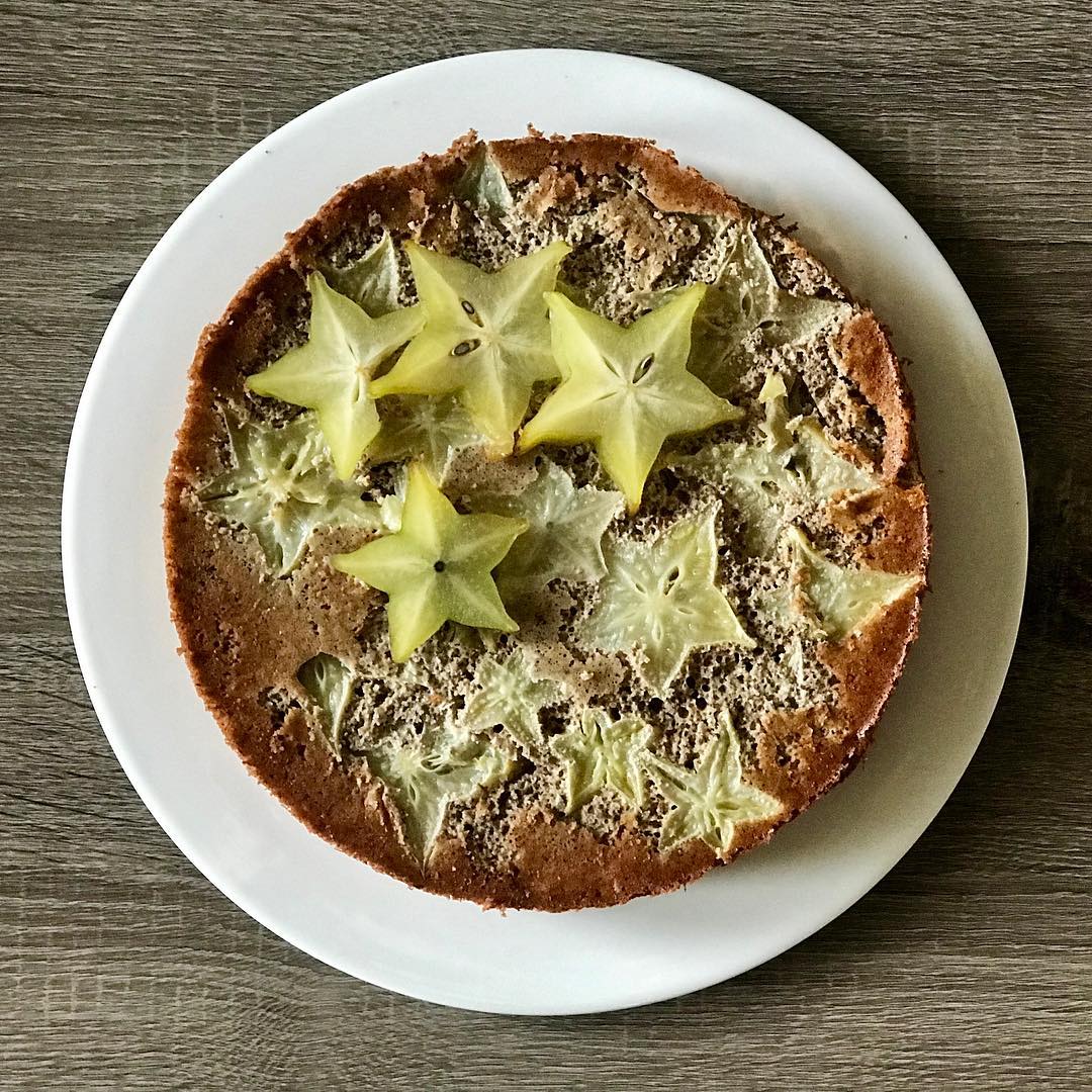 Starfruit Upside Down Cake – JoyfulGoodness